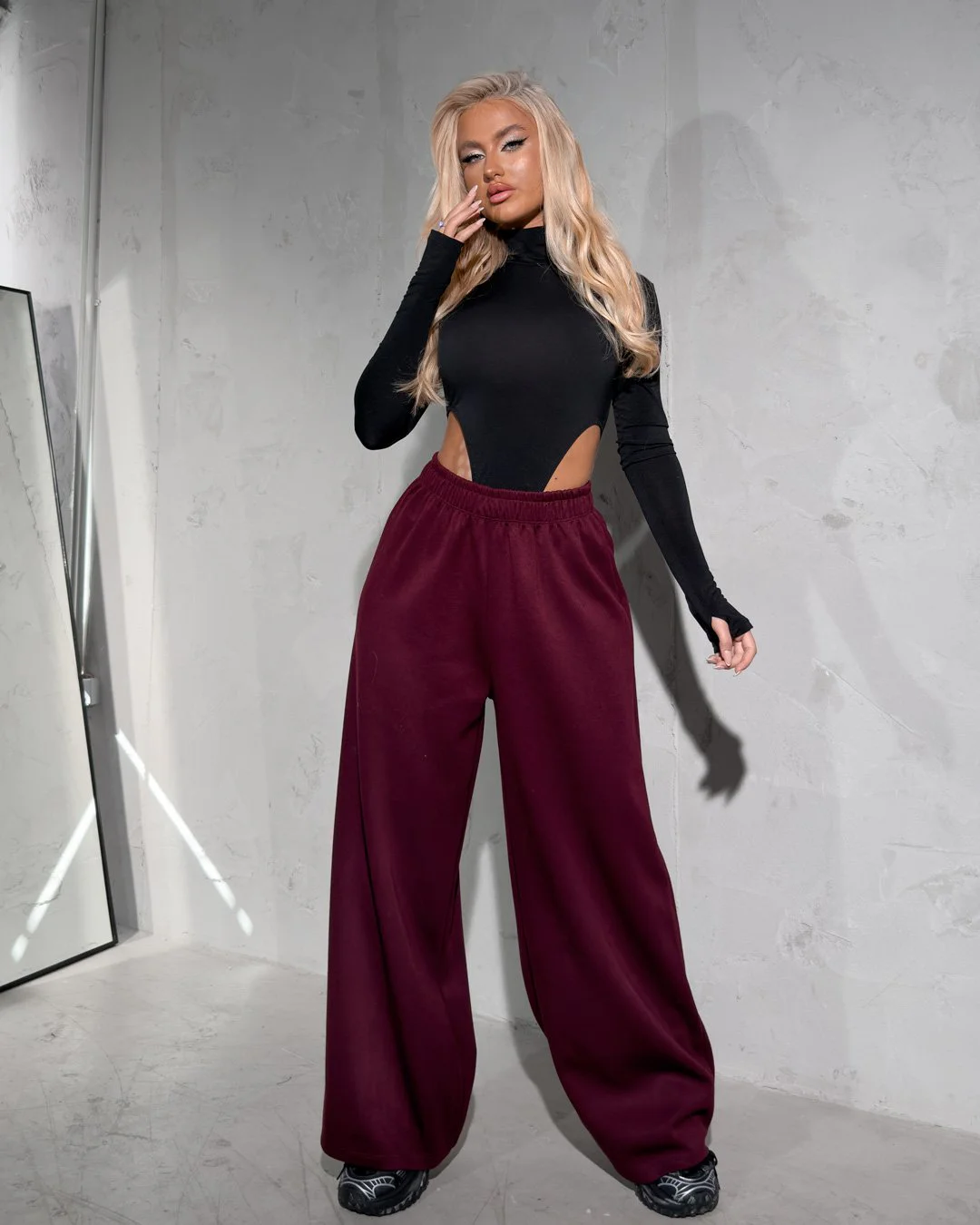 Wide-leg trousers high waisted |Bordeaux