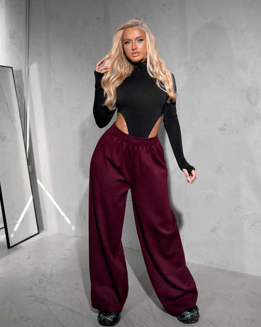 Wide-leg trousers high waisted |Bordeaux